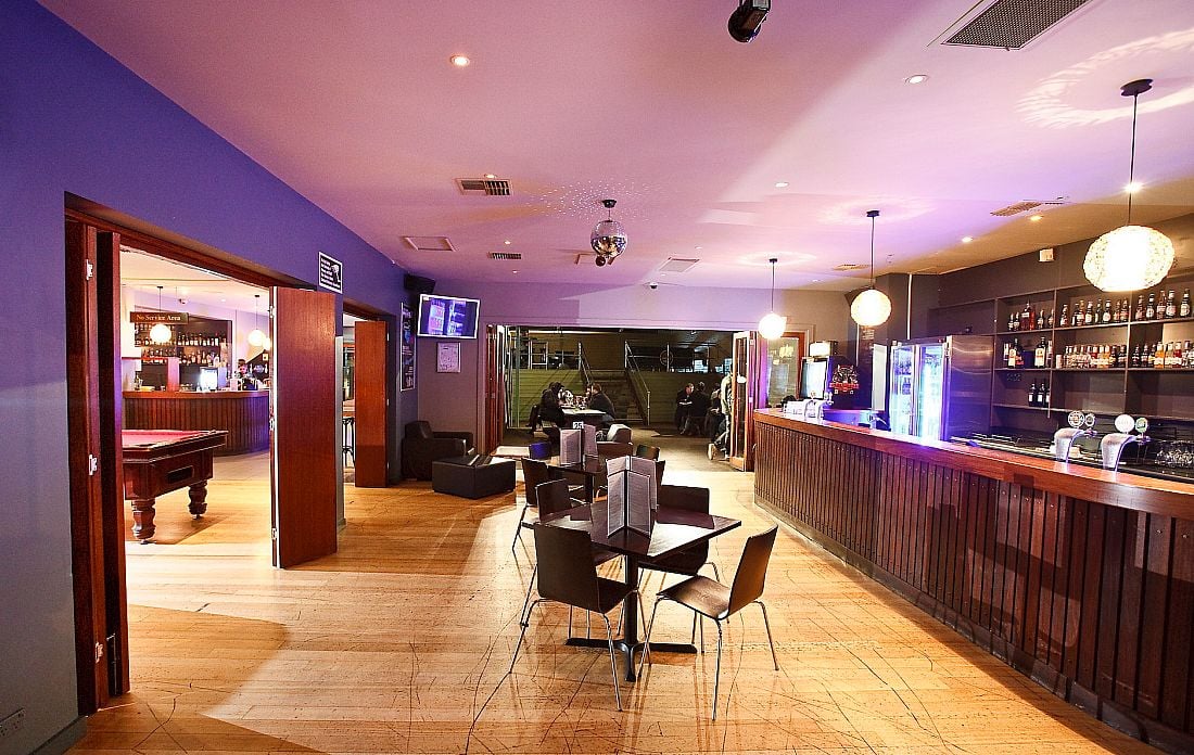 The Hawthorn, Hawthorn, Melbourne - Review and Details