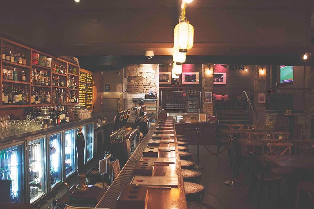 ~ Embassy Bar, Brisbane City ~ Review and Details