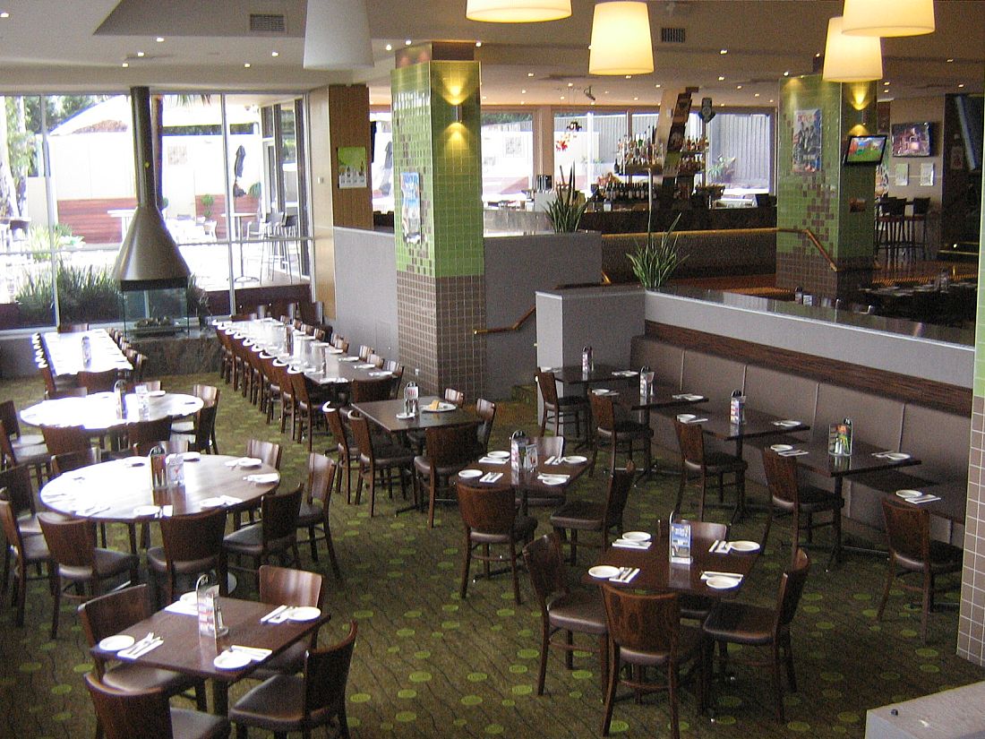 Shoppingtown Hotel, Doncaster, Melbourne - Review and Details