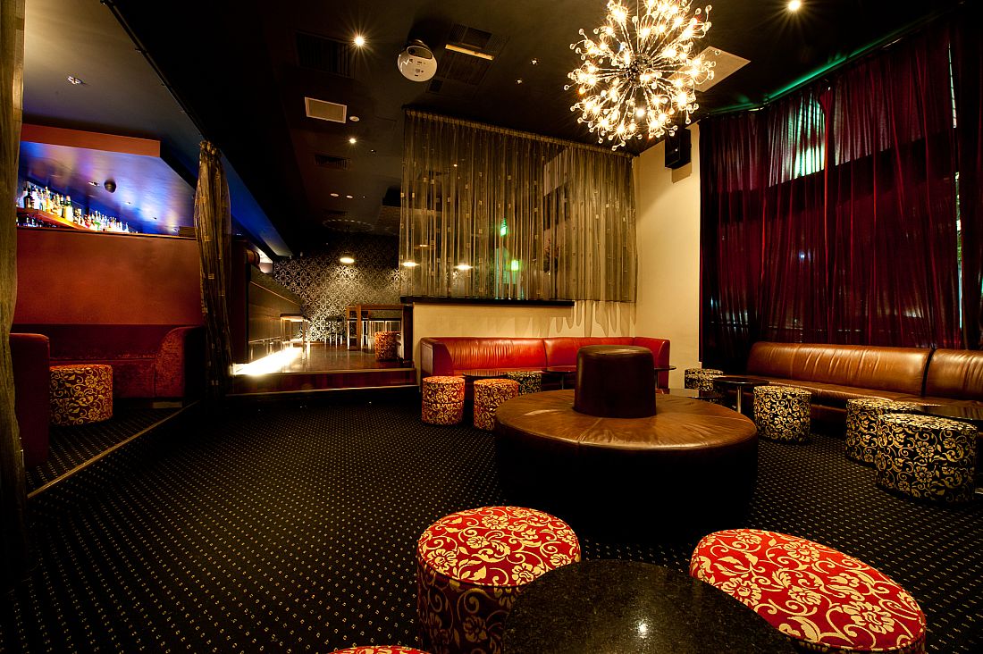 ~ White Rabbit, Canberra ~ Info and Details